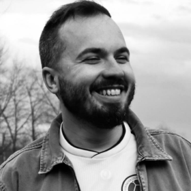 BaladoQuebec | BaladoQuebec.CA | Filip Novakovic - Enfant de la guerre